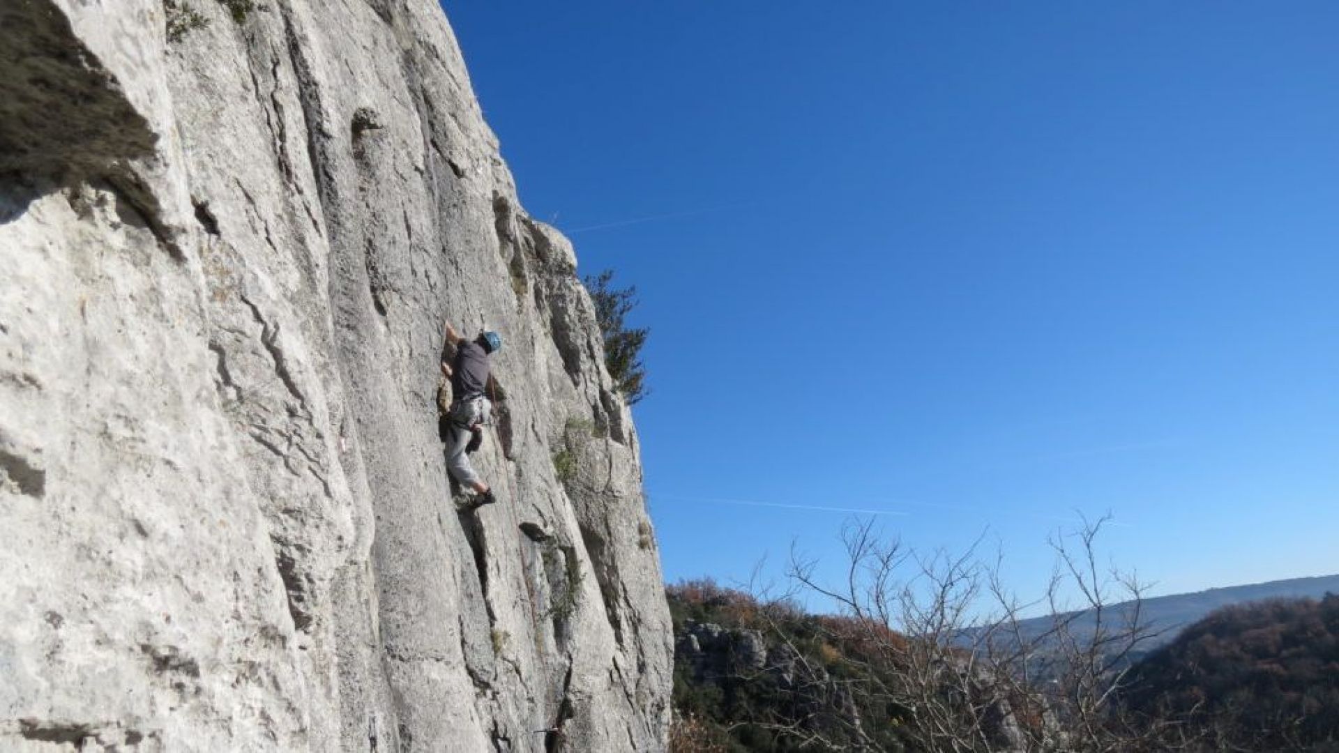 Sortie Escalade en Ardèche sur les Falaises du sud
